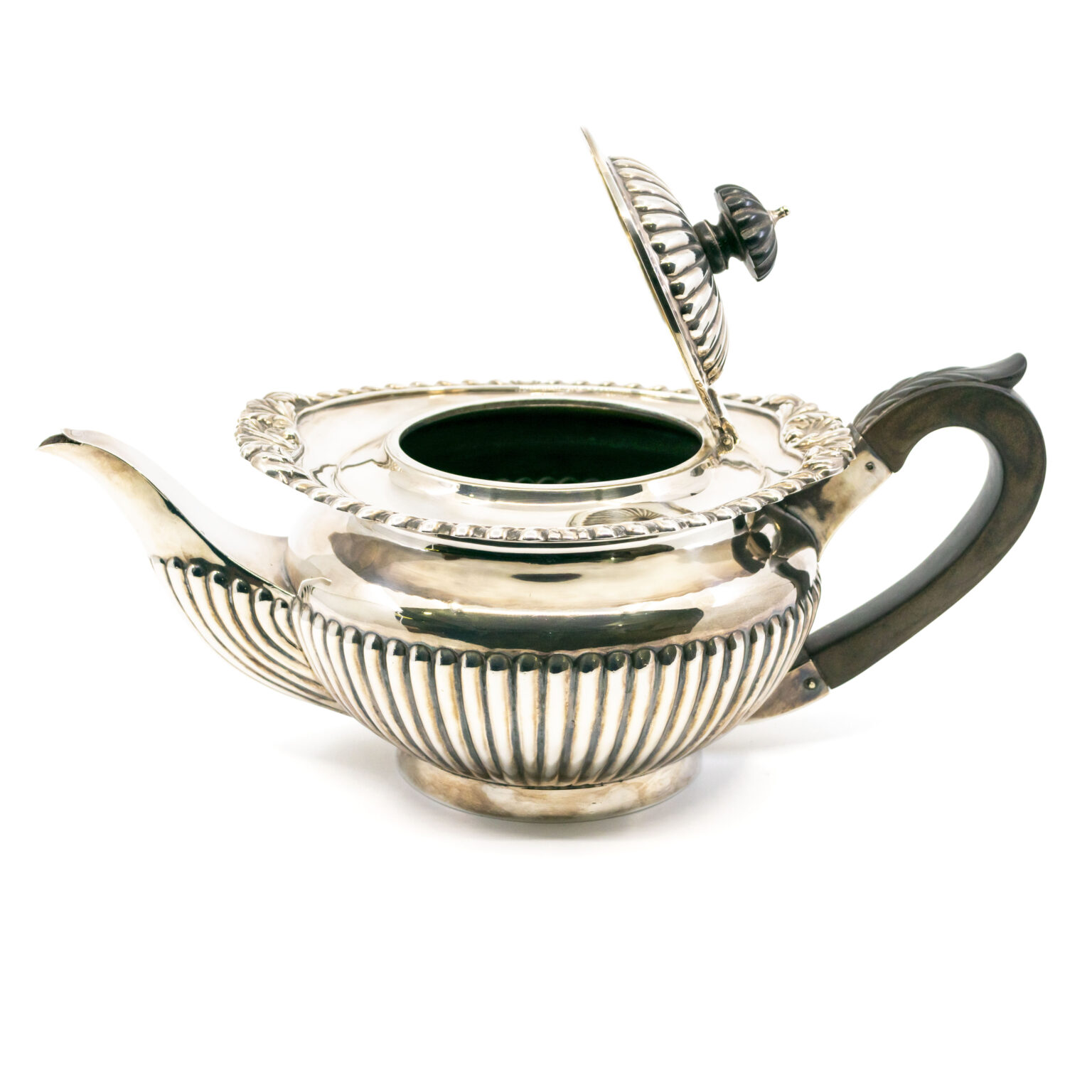 Silver Tea Pot 856-2147 - Binenbaum Antiques & Jewelry